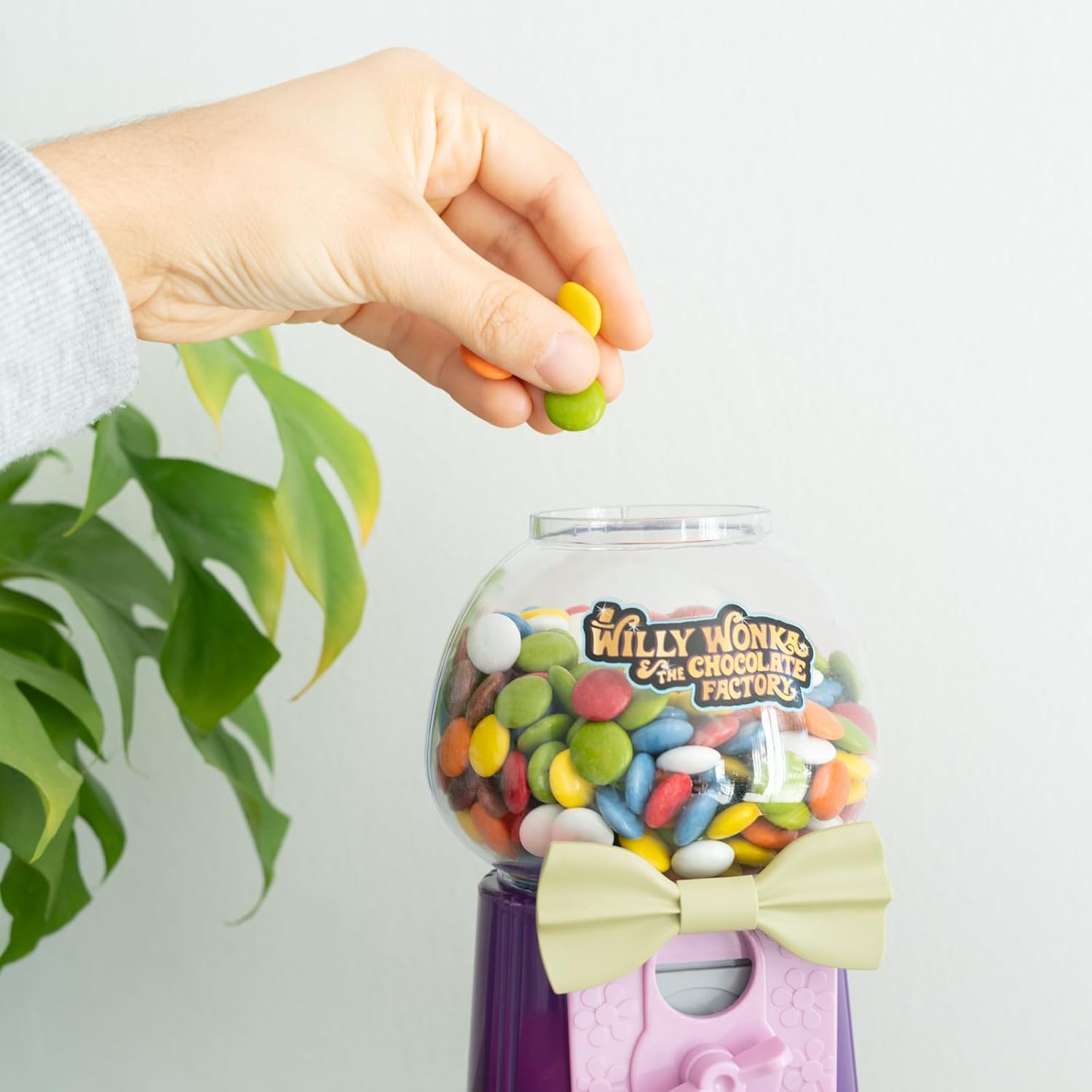 Willy Wonka Dispensing Machine Gumball Sweets by Grupo Erik – Gold Dust ...